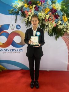 Mink Nutcharut Honoured In Thailand - World Snooker Tour